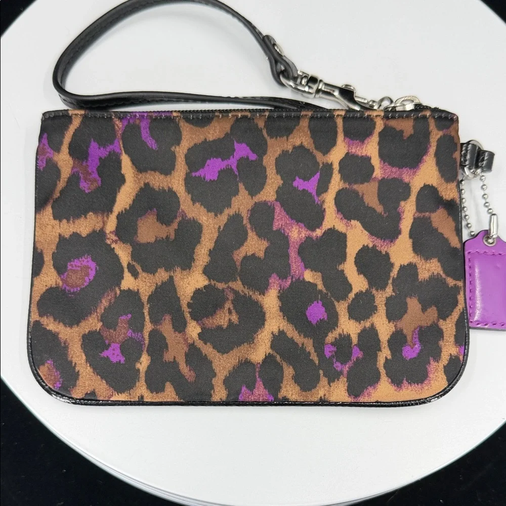 Coach | Bags | Coach Ocelot Print Wristlet Leopardstyle Pattern ...
